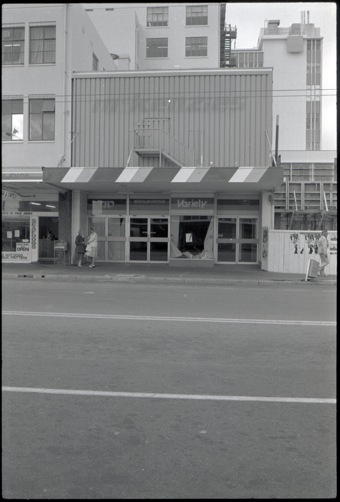 Cambridge Terrace, Kent Terrace, Courtenay Place: building facades for ...